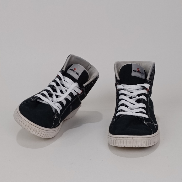 Airwalk | Shoes | Youth Airwalk Black And White Hightop Sneakers | Poshmark